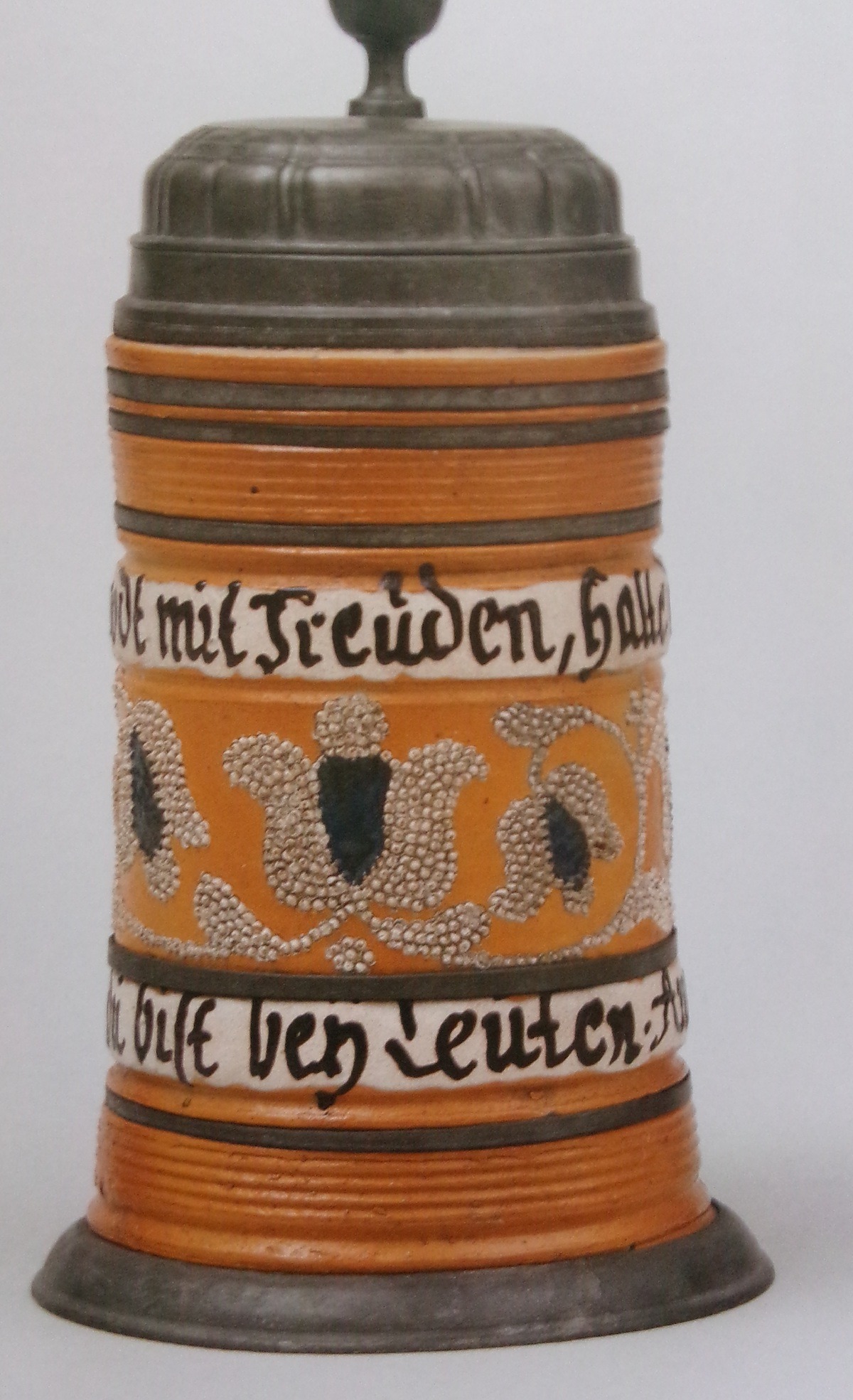 Sonderausstellung „STEINZEUG – Keramikkunst in Deutschland“ im ...